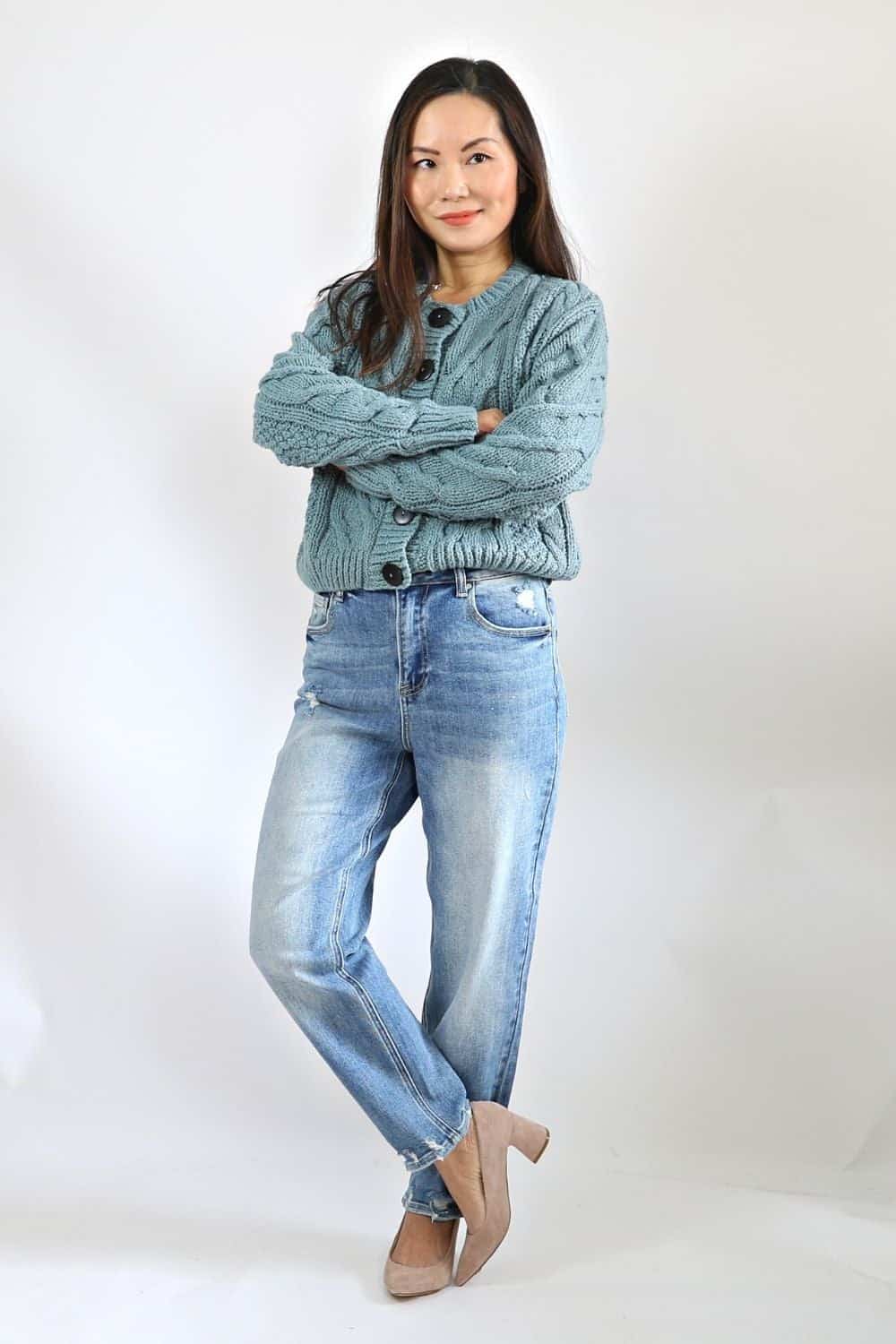 I'm 5'2", these are the 11 Best Jeans for Short Women
