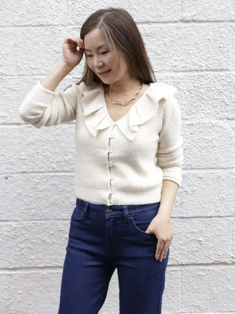 I'm 5'2", here's the 10 best styles of tops for petite women - Petite ...