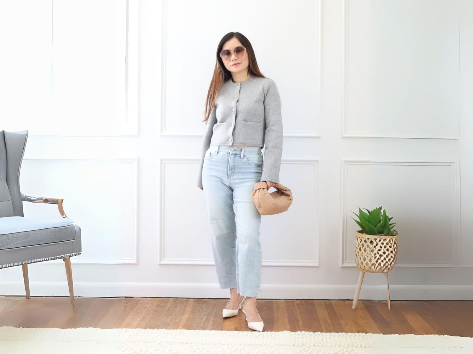 I'm 5'2", Here's 9 Best Styles of Shoes for Petite Women - Petite Dressing