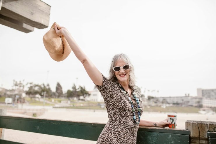 12 Trends Women Over 60 Should Try Instead of Retiring Them - Petite ...
